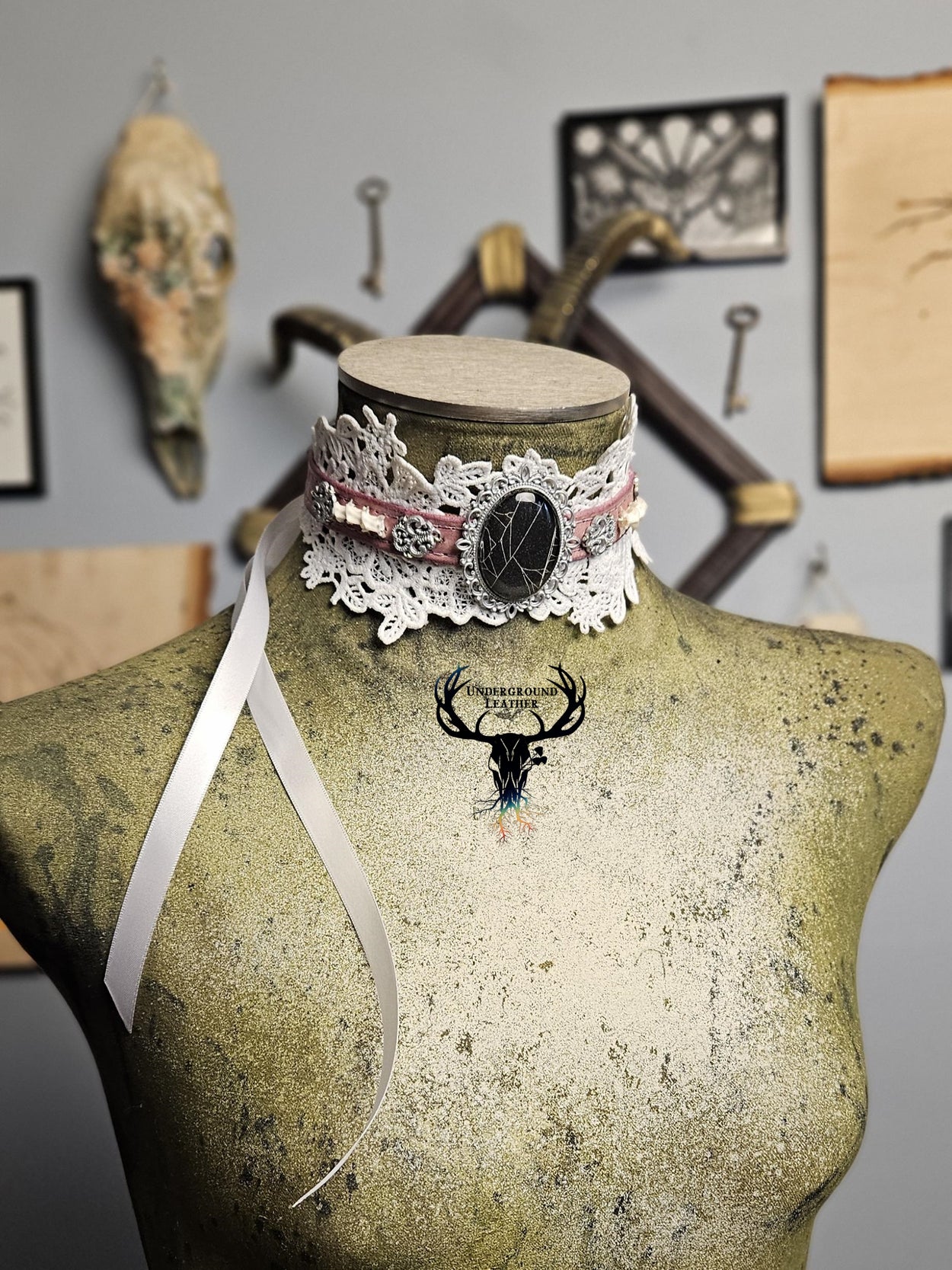 Custom Collars – Underground Leather